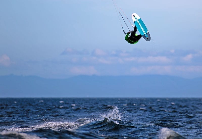 Ocean Rodeo Mako Twin Tip Deck and Fins ONLY - Kiteboarding Closeouts