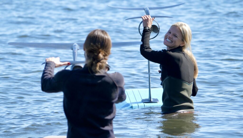 eFoil Lesson - Electric Hydrofoil Session - Kiteboarding Closeouts