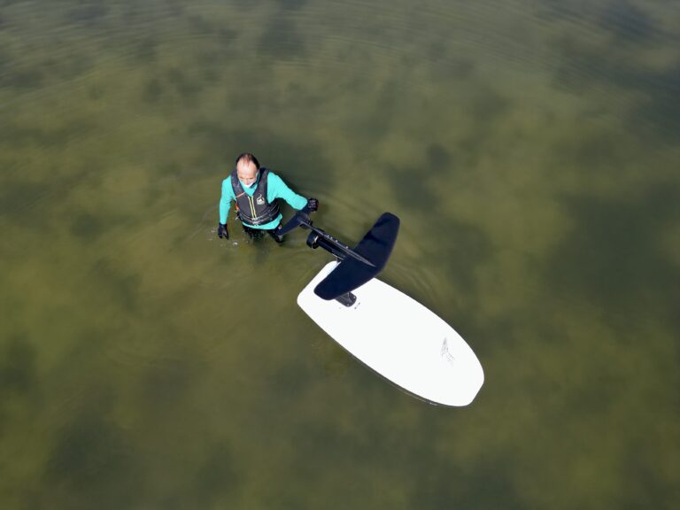Efoil Lesson - Electric Hydrofoil Experience - Kiteboarding Closeouts
