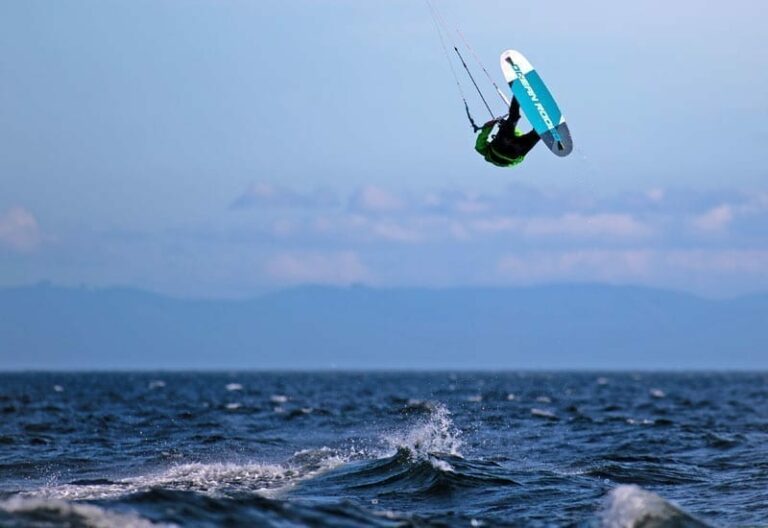 Ocean Rodeo Mako Twin Tip Deck and Fins ONLY - Kiteboarding Closeouts